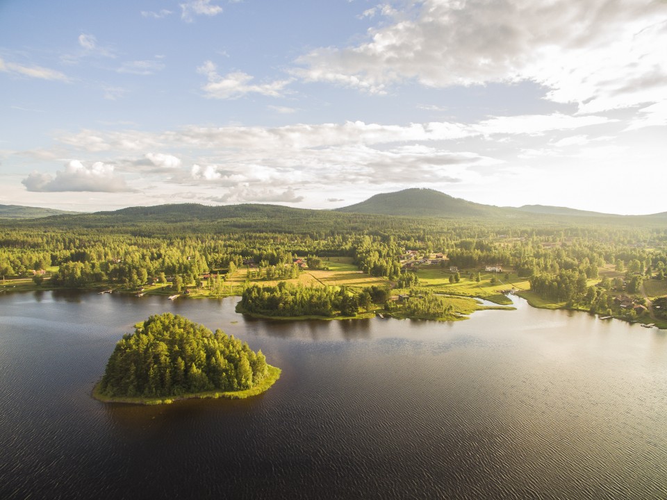 La Suède vue du ciel : le lac Siljan | The Good Troll